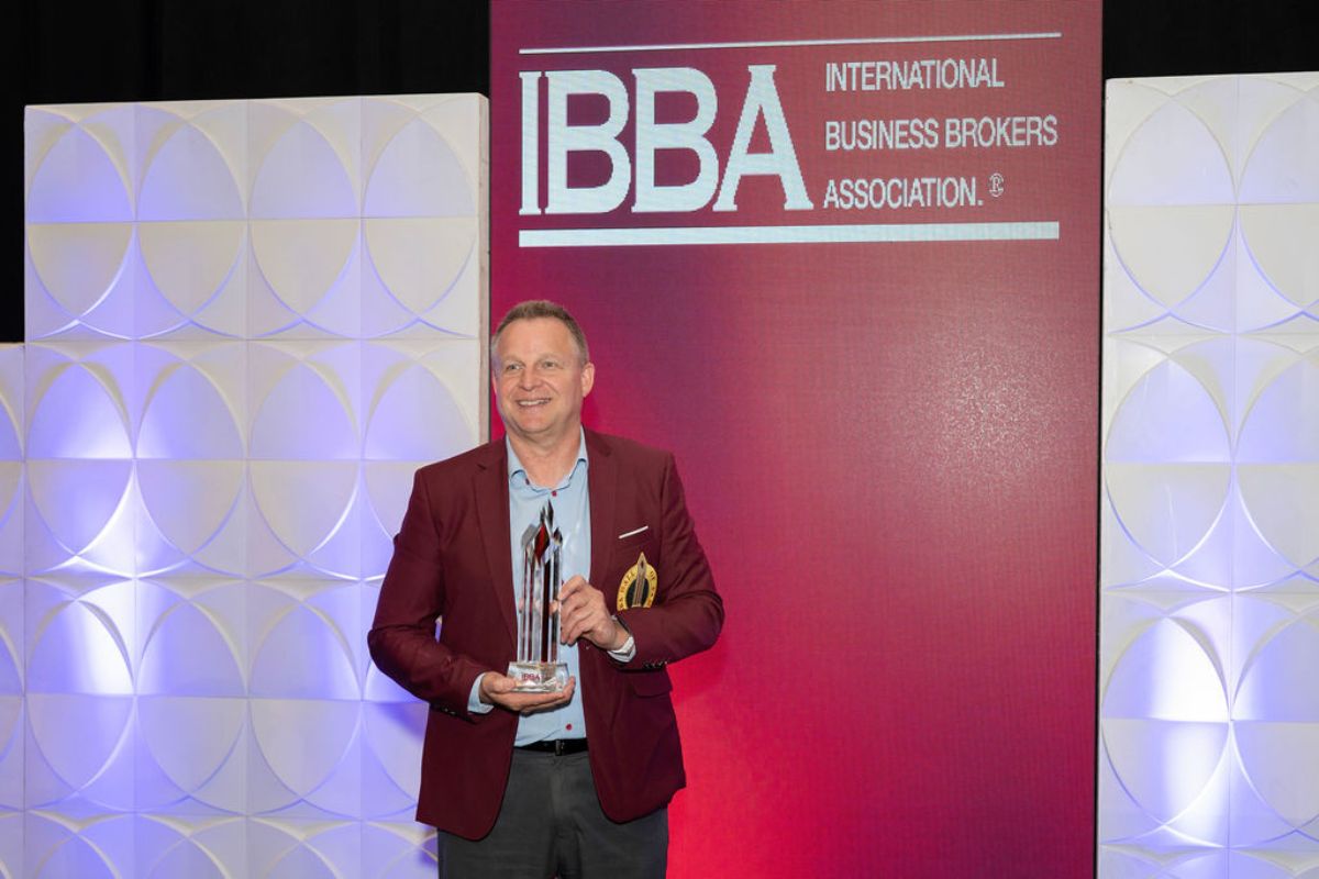 See Photos from the Hall of Fame Class of 2025 | IBBA.org