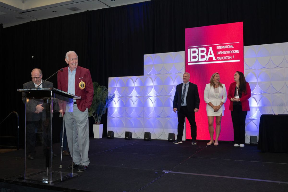 See Photos from the Hall of Fame Class of 2025 | IBBA.org